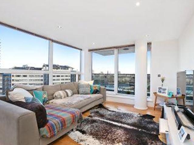 2 Bedrooms Flat for rent in Harbour Reach, Imperial Wharf, Fulham, London SW6