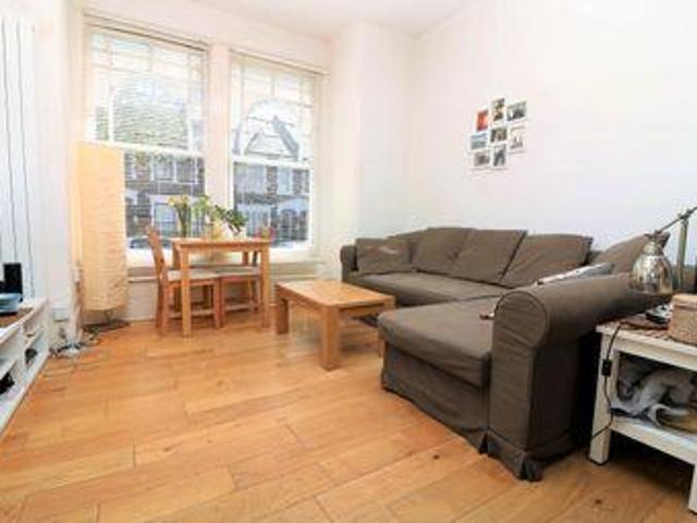 2 Bedrooms Flat for rent in Harberton Road, Archway N19