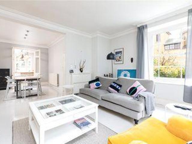 2 Bedrooms Flat for rent in Harecourt Road, London N1