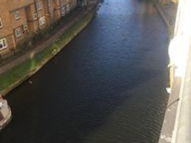 2 Bedrooms Flat for rent in Harrow Road, London W10