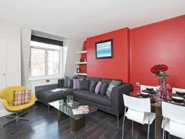 2 Bedrooms Flat for rent in Harrowby Street, London W1H
