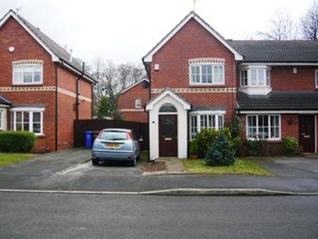 2 Bedrooms Flat for rent in Harrier Close, Sharston, Manchester M22