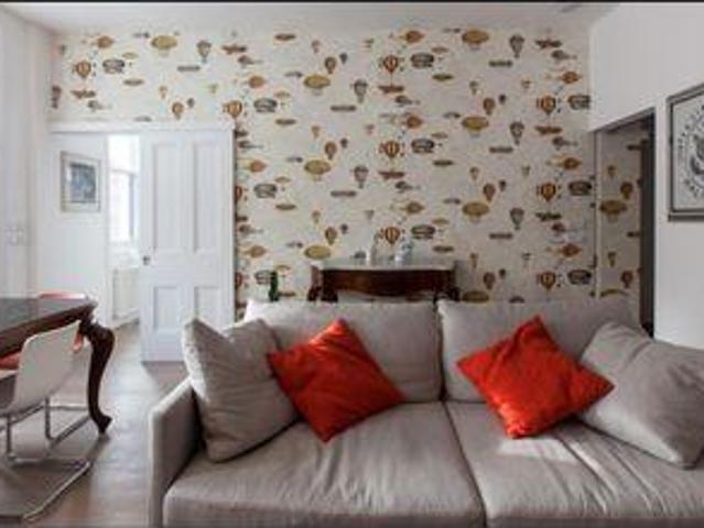 2 Bedrooms Flat for rent in Harrington Gardens, London SW7