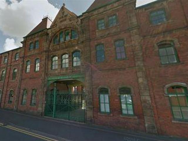 2 Bedrooms Flat for rent in Hartley Court, Cliffe Vale, Stoke On Trent ST4