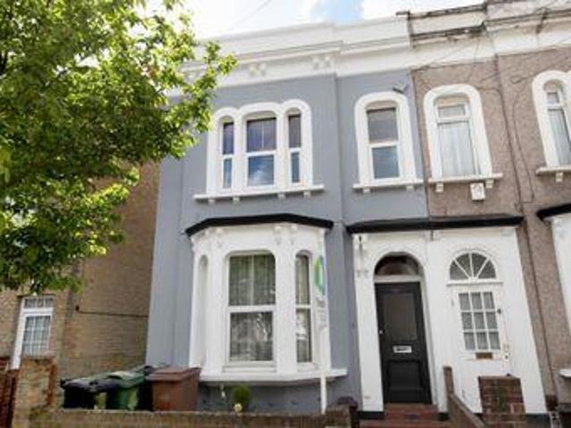 2 Bedrooms Flat for rent in Harvey Road, Leytonstone E11