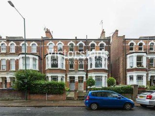 2 Bedrooms Flat for rent in Harvist Road, Queens Park, London NW6