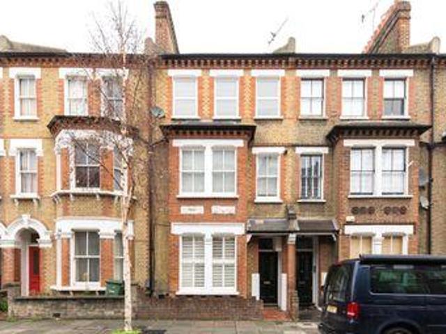 2 Bedrooms Flat for rent in Heyford Avenue, London SW8