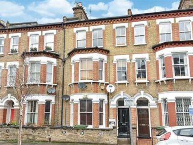 2 Bedrooms Flat for rent in Heyford Avenue, London SW8