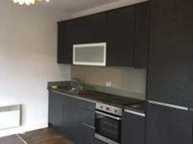2 Bedrooms Flat for rent in Heaton Road, Withington, Manchester M20