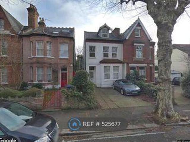 2 Bedrooms Flat for rent in Heathfield Road, London W3