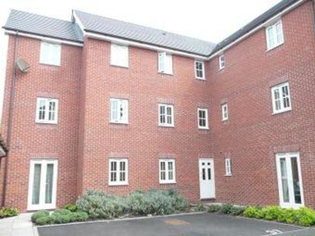 2 Bedrooms Flat for rent in Hendeley Court, Burton On Trent DE14