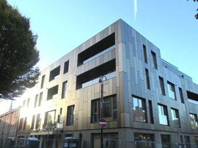 2 Bedrooms Flat for rent in Heneage Street, London E1