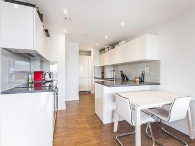 2 Bedrooms Flat for rent in Henry Macaulay Avenue, Kingston Upon Thames KT2