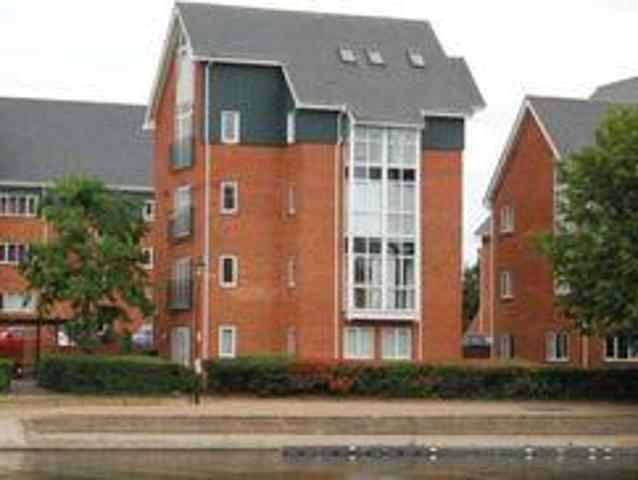 2 Bedrooms Flat for rent in Heron Quay, Bedford MK40