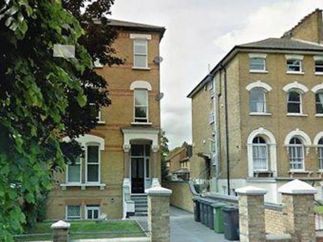 2 Bedrooms Flat for rent in Hermon Hill, London E11