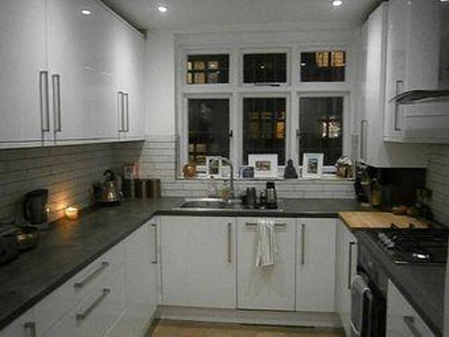 2 Bedrooms Flat for rent in Hermon Hill, London E11