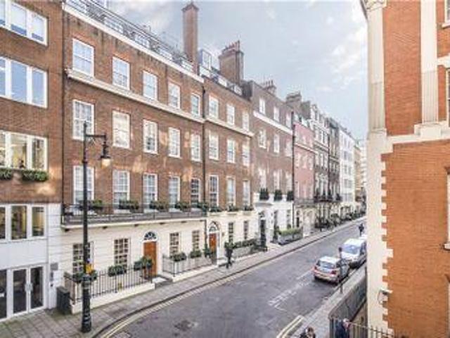 2 Bedrooms Flat for rent in Hertford Street, London W1J