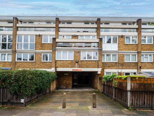 2 Bedrooms Flat for Rent in Hertford Road, N1 | Foxtons
