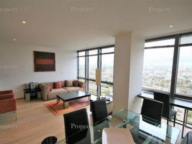 2 Bedrooms Flat for rent in Hertsmere Road, London E14