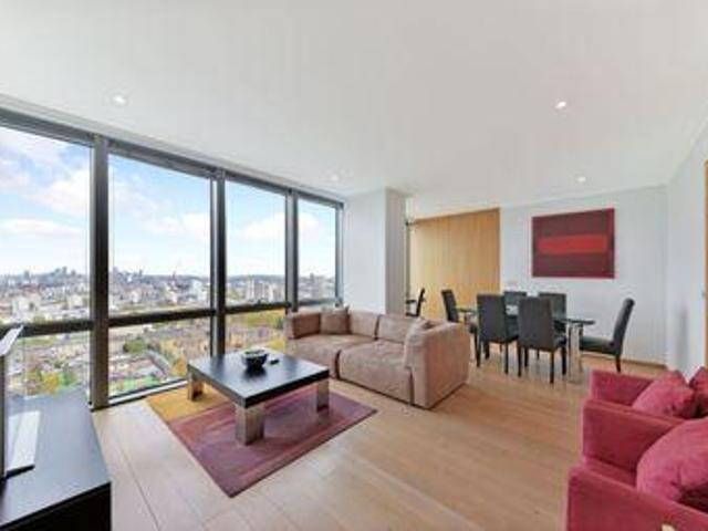 2 Bedrooms Flat for rent in Hertsmere Road, London E14