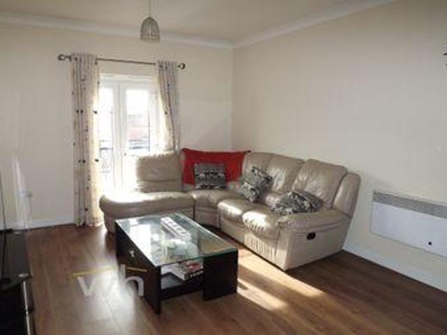 2 Bedrooms Flat for rent in High Road, North Finchley N12