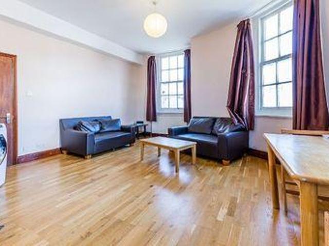 2 Bedrooms Flat for rent in High Road, London N22