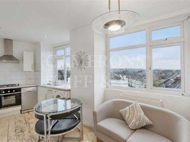 2 Bedrooms Flat for rent in High Road, Willesden Green, London NW10