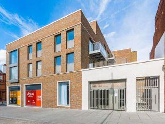 2 Bedrooms Flat for rent in High Street, Hornsey N8