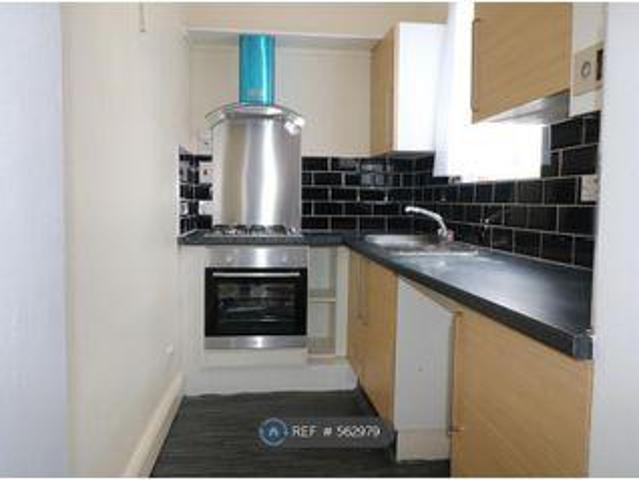 2 Bedrooms Flat for rent in High Street, London SE20