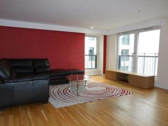 2 Bedrooms Flat for rent in High Street, Merchant City G1