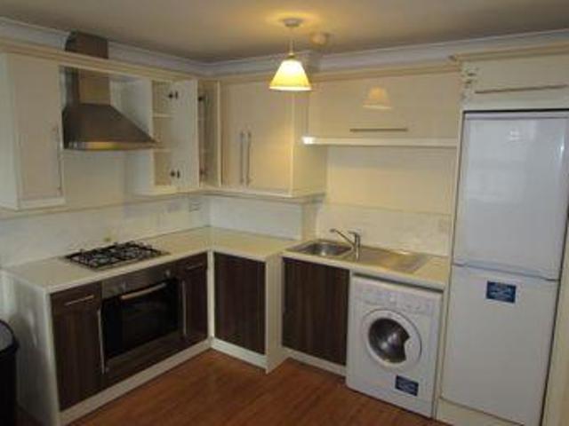 2 Bedrooms Flat for rent in High Street, Slough SL1