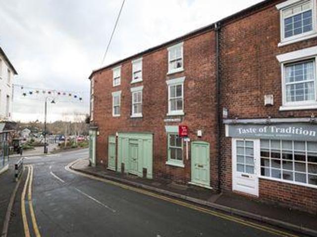 2 Bedrooms Flat for rent in High Street, Stone ST15