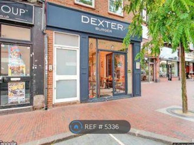 2 Bedrooms Flat for rent in High Street, Purley CR8