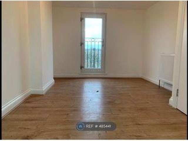2 Bedrooms Flat for rent in Higham Station Avenue, London E4