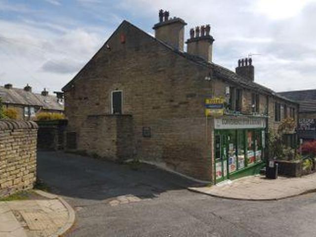 2 Bedrooms Flat for rent in Highgate, Bradford BD9