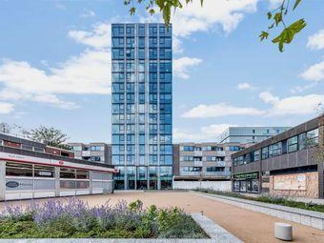 2 Bedrooms Flat for rent in Hill House, Highgate Hill, Archway N19