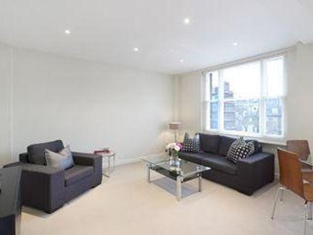 2 Bedrooms Flat for rent in Hill Street, London W1J