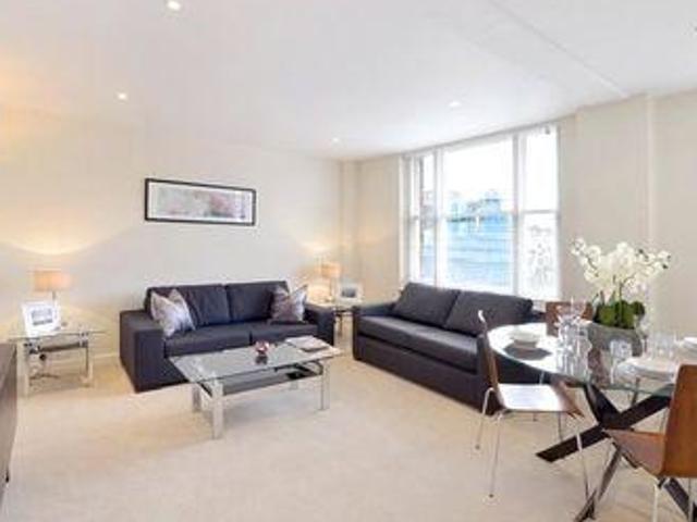 2 Bedrooms Flat for rent in Hill Street, Mayfair, London W1J