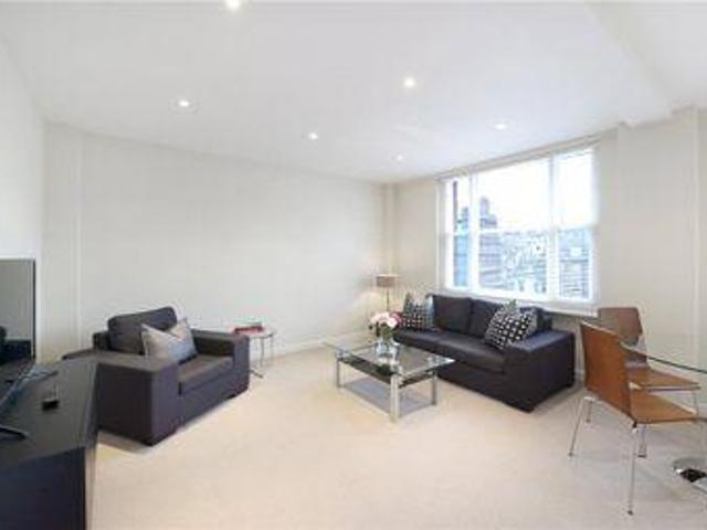 2 Bedrooms Flat for rent in Hill Street, Mayfair, London W1J