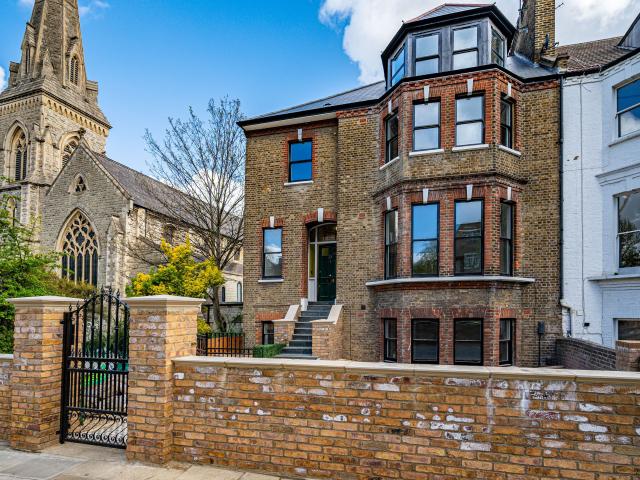 2 Bedrooms Flat for Rent in Hillmarton | Foxtons