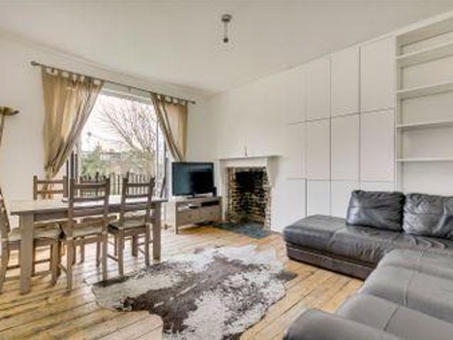 2 Bedrooms Flat for rent in Hillmarton Road, London N7