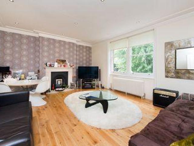 2 Bedrooms Flat for rent in Hillmarton Road, London N7