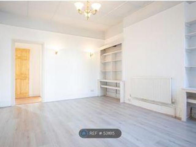 2 Bedrooms Flat for rent in Hillfield Road, London NW6