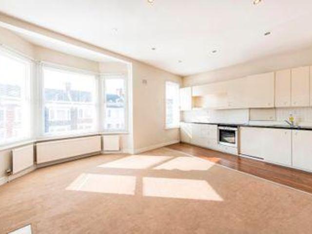 2 Bedrooms Flat for rent in Hillfield Road, West Hampstead NW6