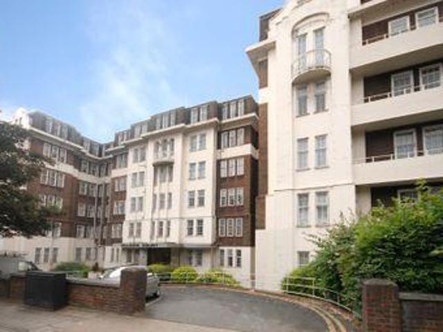 2 Bedrooms Flat for rent in Hillside Court, Finchley Road, Hampstead, London NW3