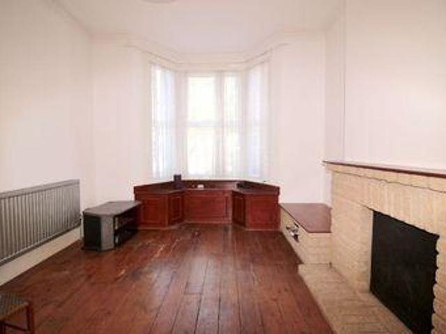 2 Bedrooms Flat for rent in Hillside, Stonebridge NW10