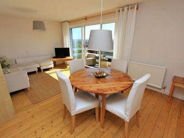 2 Bedrooms Flat for rent in Hillymead, 1A Thornton Hill, London, London SW19