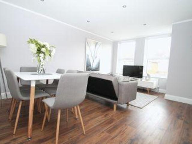 2 Bedrooms Flat for rent in Hindes Road, Harrow On The Hill, Harrow HA1