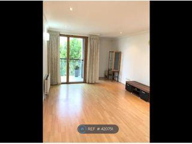 2 Bedrooms Flat for rent in Hudson Court, London E14