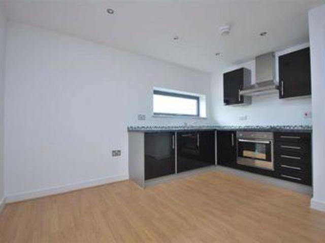 2 Bedrooms Flat for rent in Hulme High Street, Manchester M15